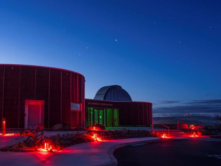 Planetarium shows in the Puget Sound region (greaterseattleonthecheap.com)